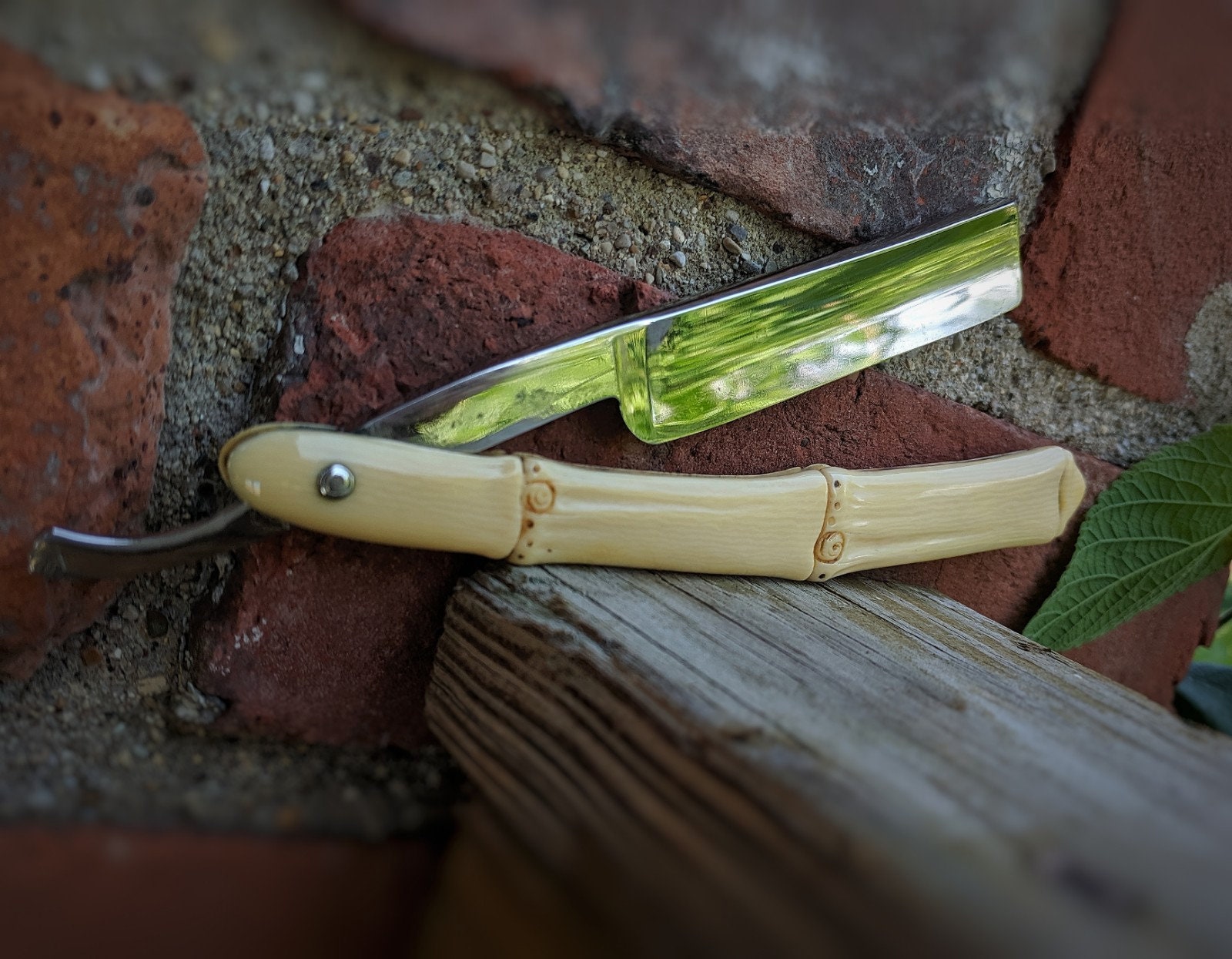 Shapleigh Hardware Co Straight Razor St. Louis 5/8 fancy