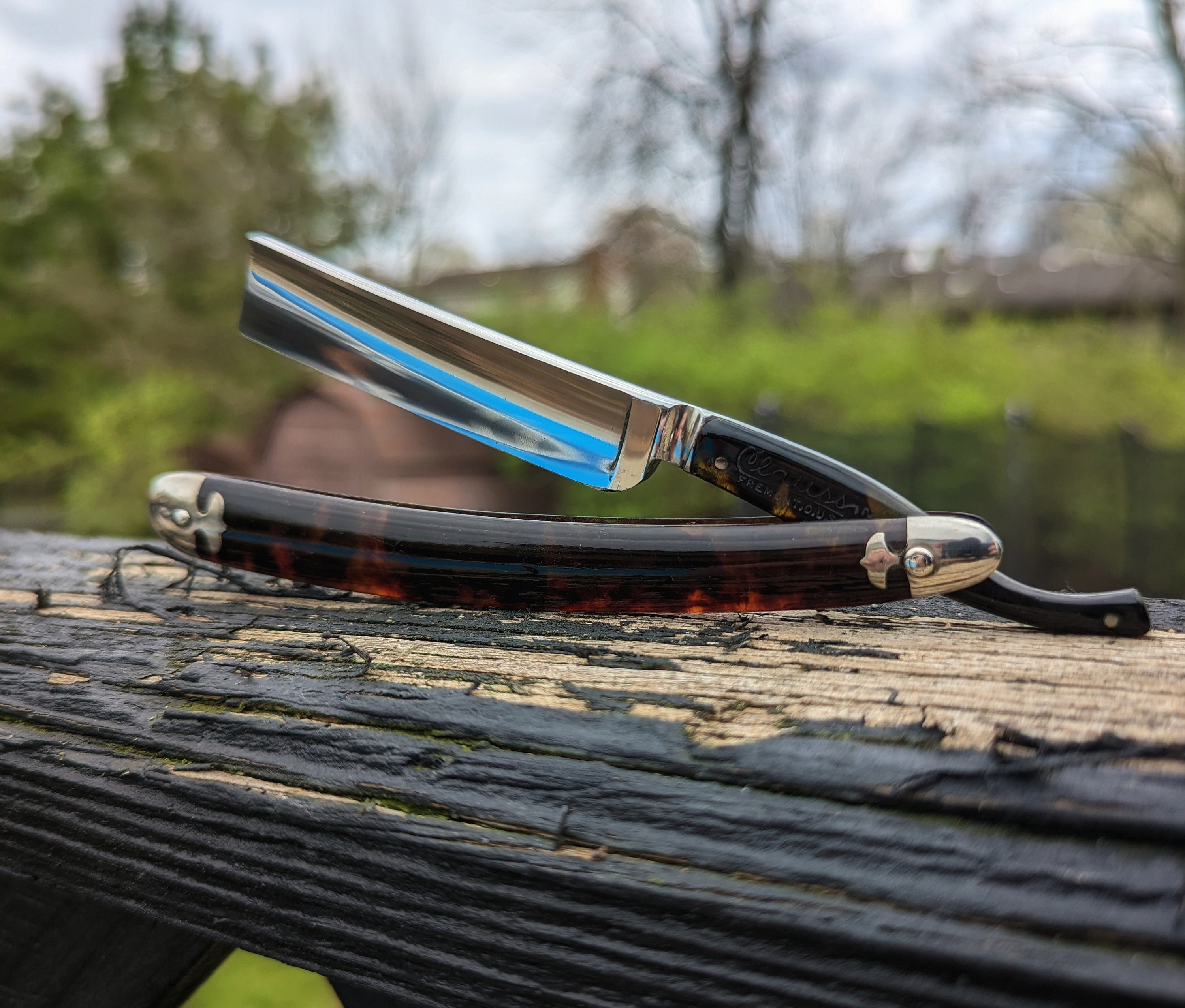 Antique straight razor Clauss Fremont Ohio Tortoise SCALES rare NOS