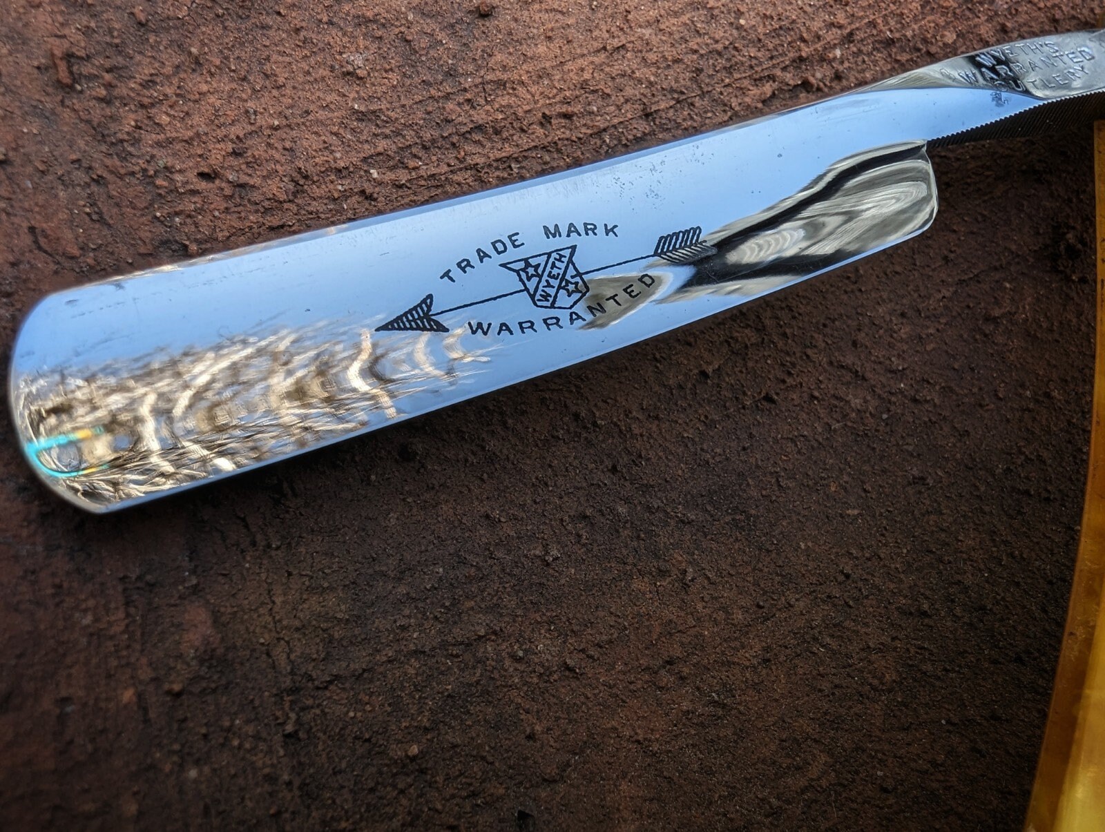 Wyeth Yellow Straight Razor Shave Ready trade Mark Warranted Shaving ...