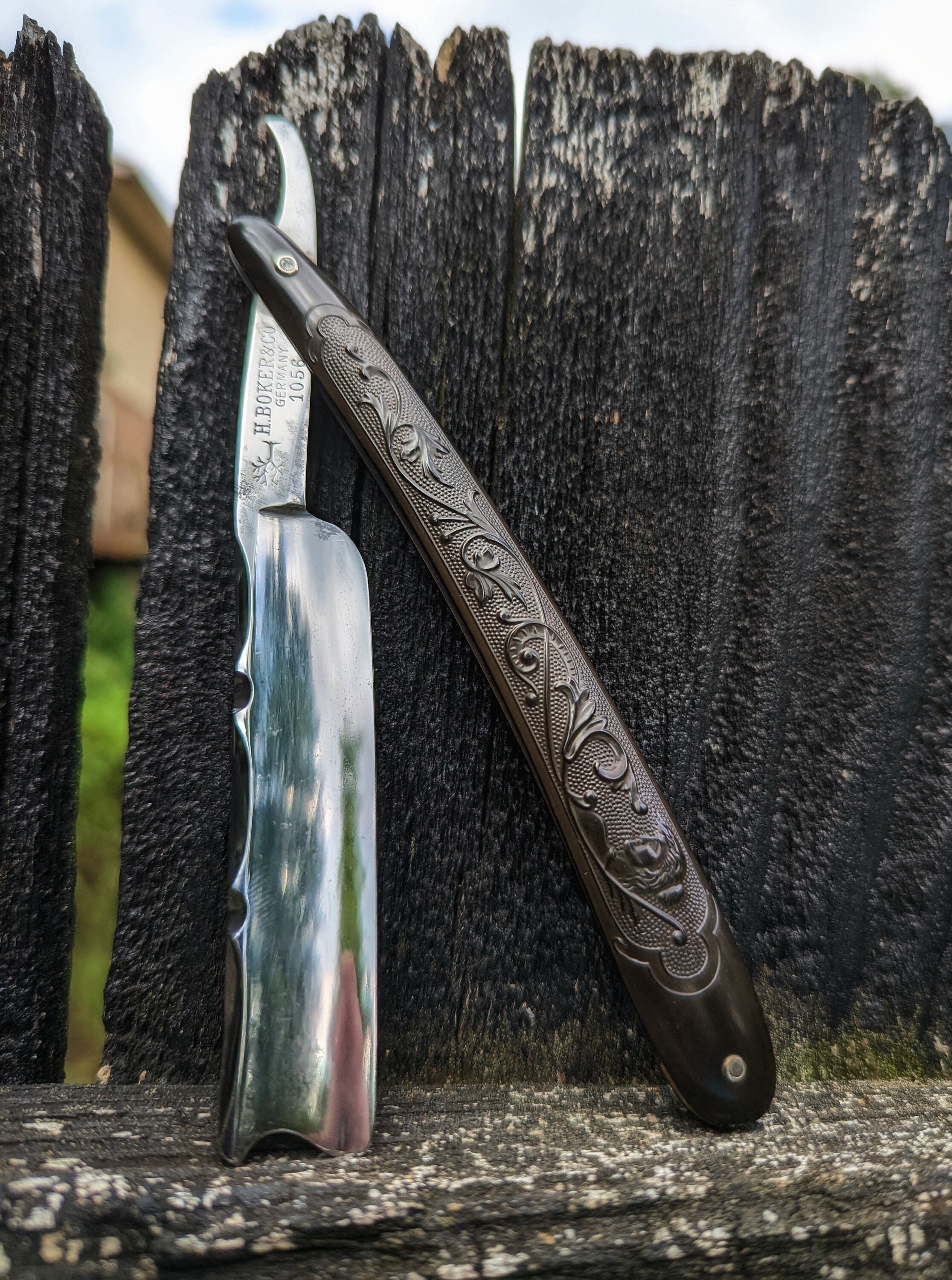 Antique German Boker straight Razor worked spine Ornate Black scales NICE