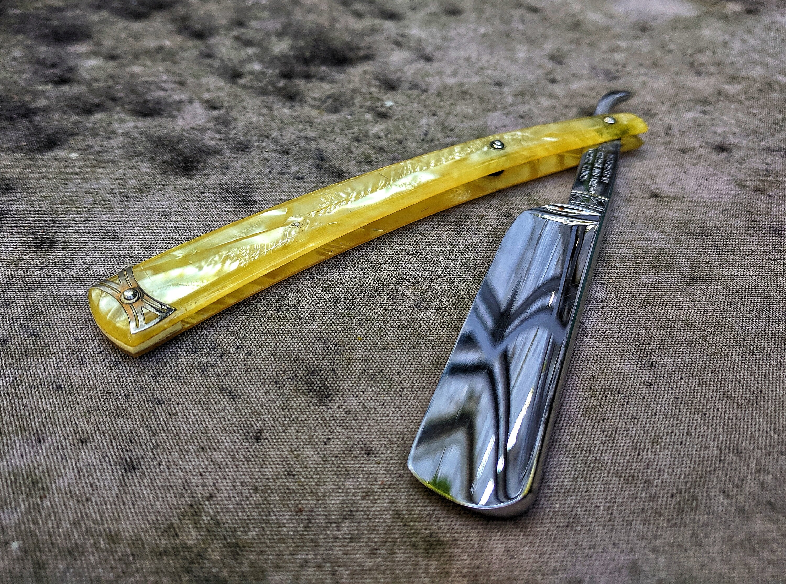 Sta Sharp Minty Straight Razor Fine Chromized Steel Fully Guaranteed ...