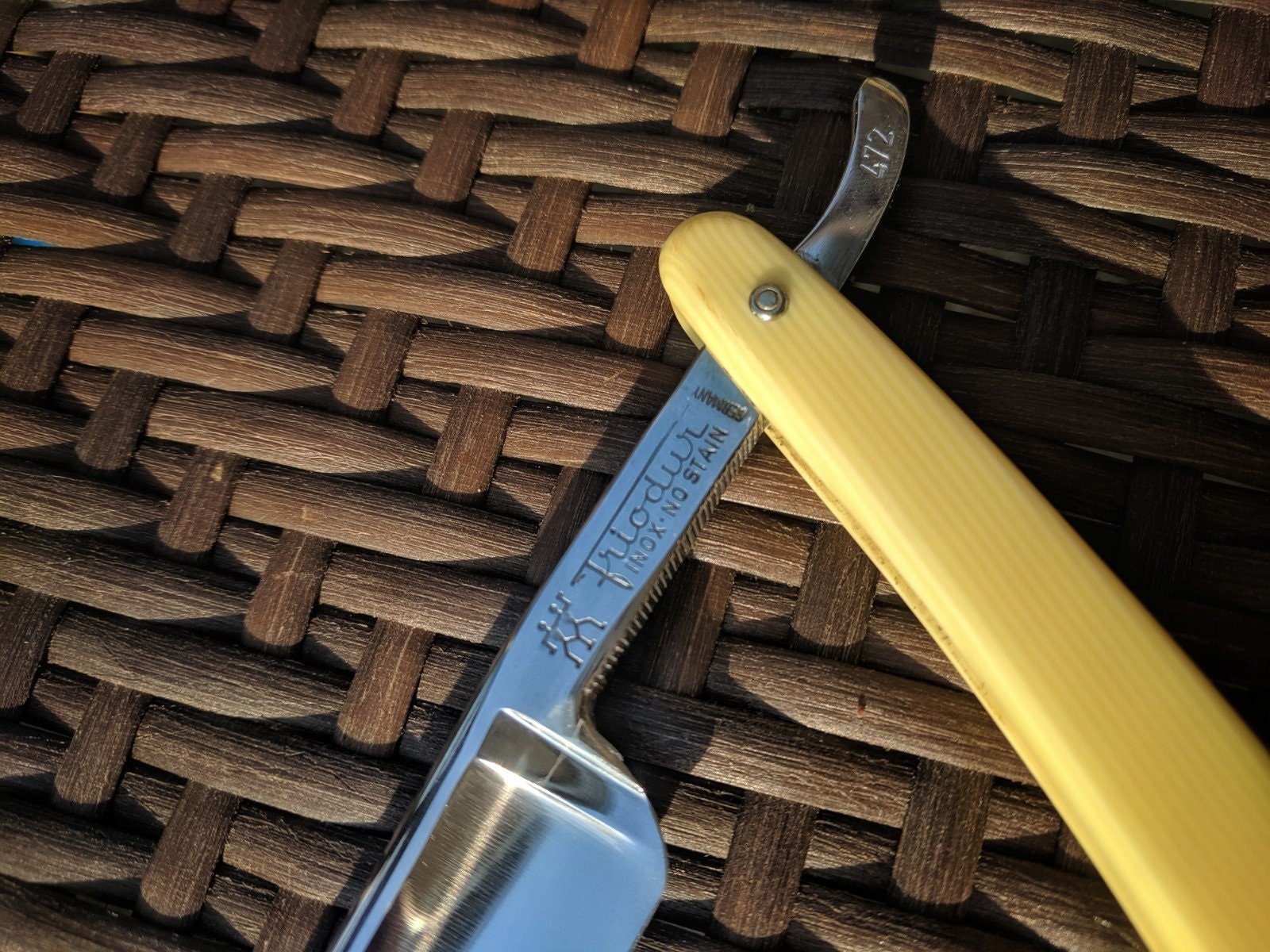 Friodur 472 Henckels Solingen Straight Razor worked spine shave ready ...