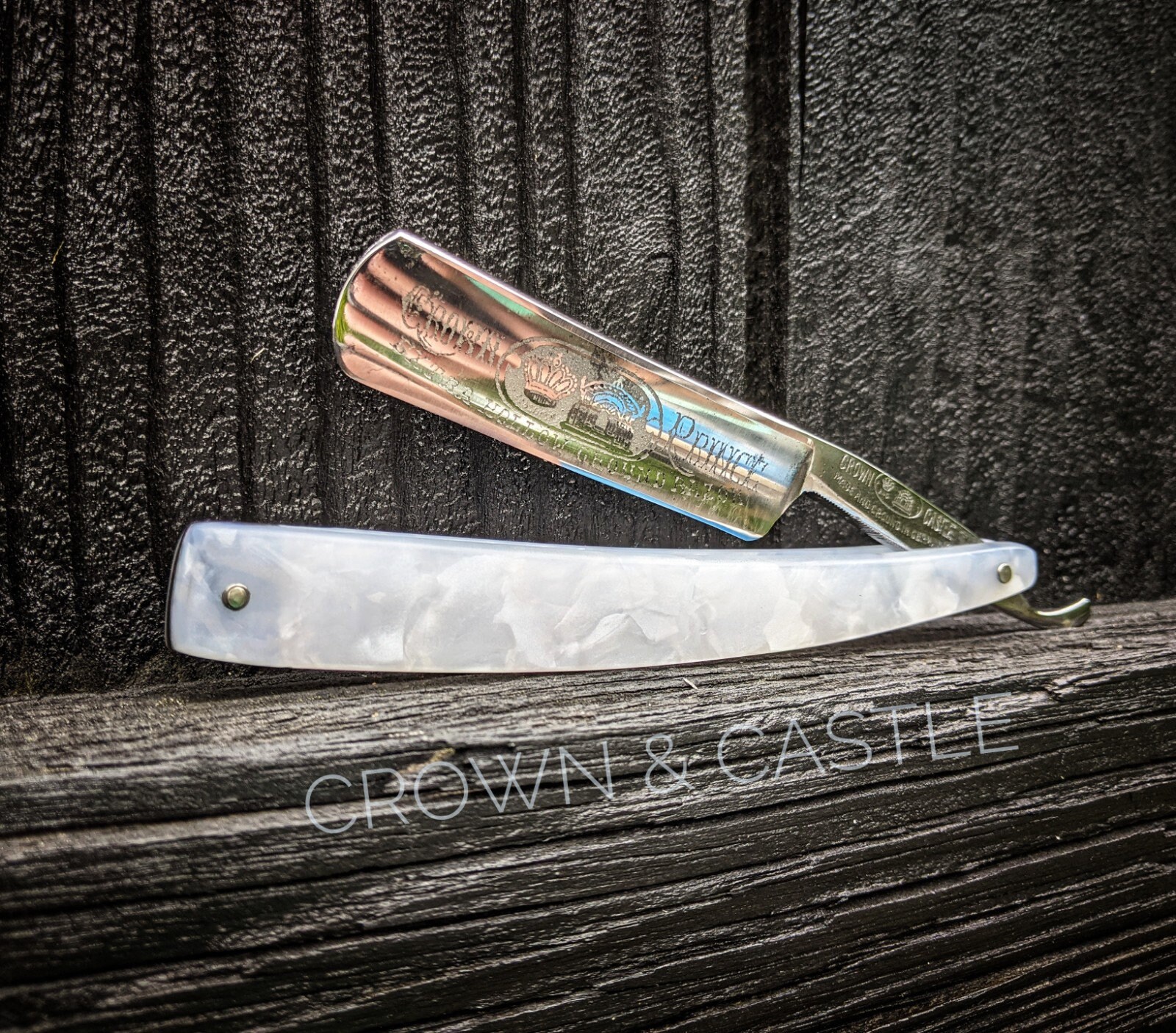 Beautiful Vintage Crown And Castle Straight Razor Crown Prince Custom ...