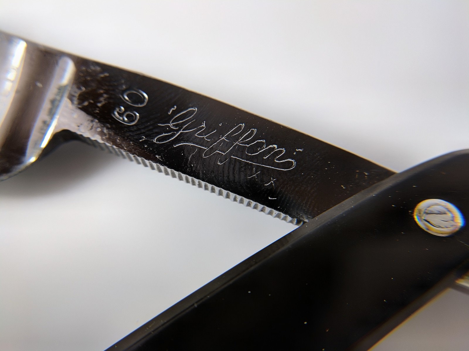 Vintage Carbo Magnetic Griffon Straight Razor 60 6/8Men's Self Care