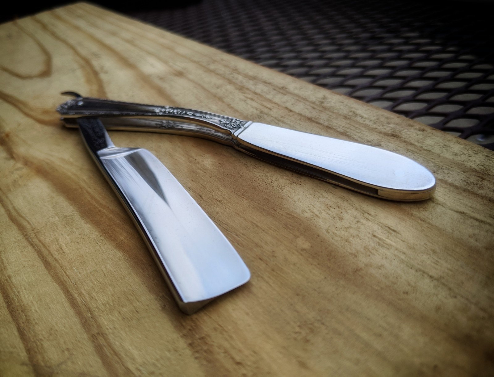 J.A. Henckels Twin Works Razor #16 Custom Silver Ornate Scales antique