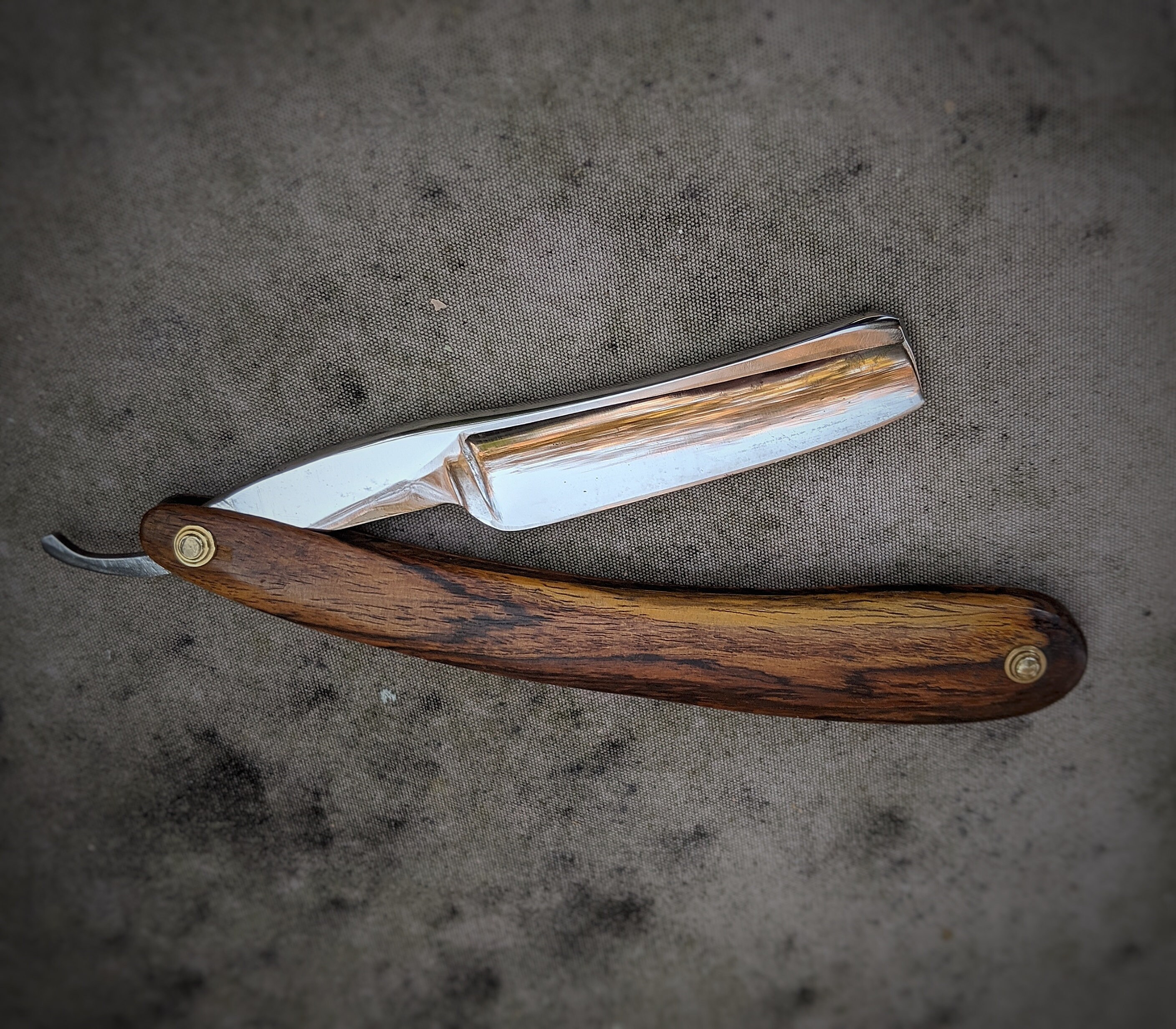 Nice Wade and Butcher Straight Razor Custom Wood Scales Antique Vintage ...
