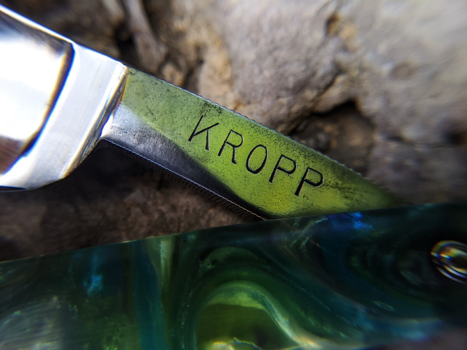 Large 13/16 Kropp straight razor with custom Peakcock or Dragonfly ...