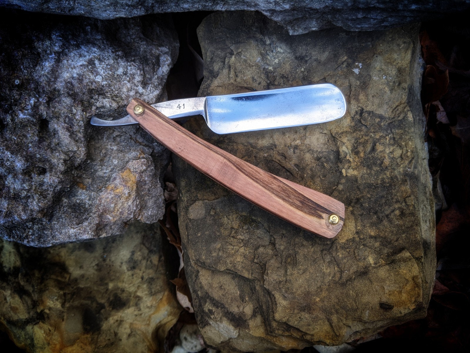 Antique French Straight Razor Lion Freres Thielt 15/16 Blade