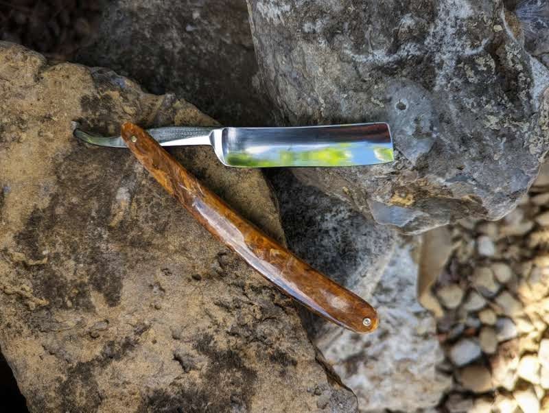 The Original and only genuine Pipe Razor Geo Wostenholm & Son 1694