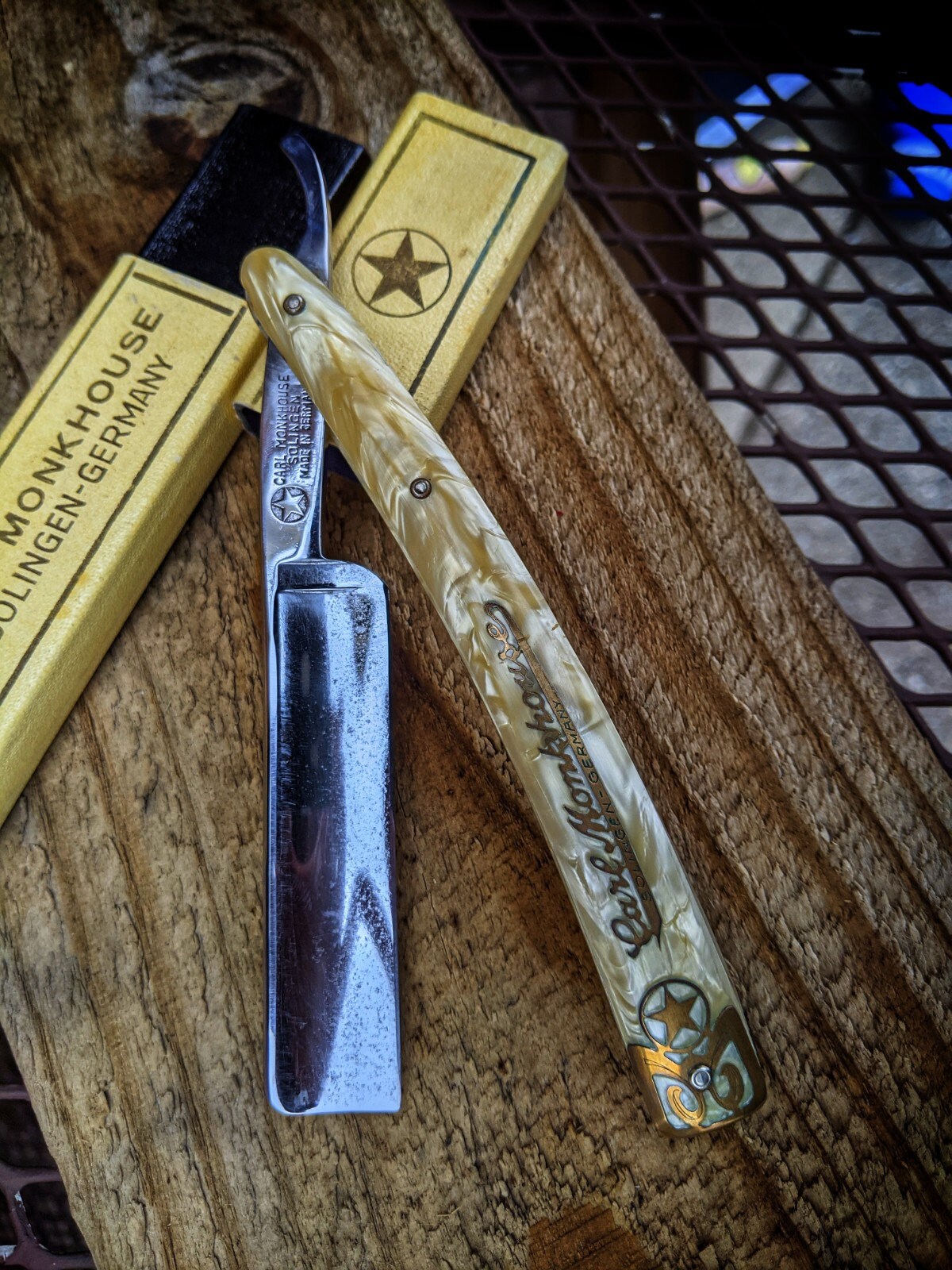 Vintage Straight Razor Carl Monkhouse Excellent shave ready Carl ...