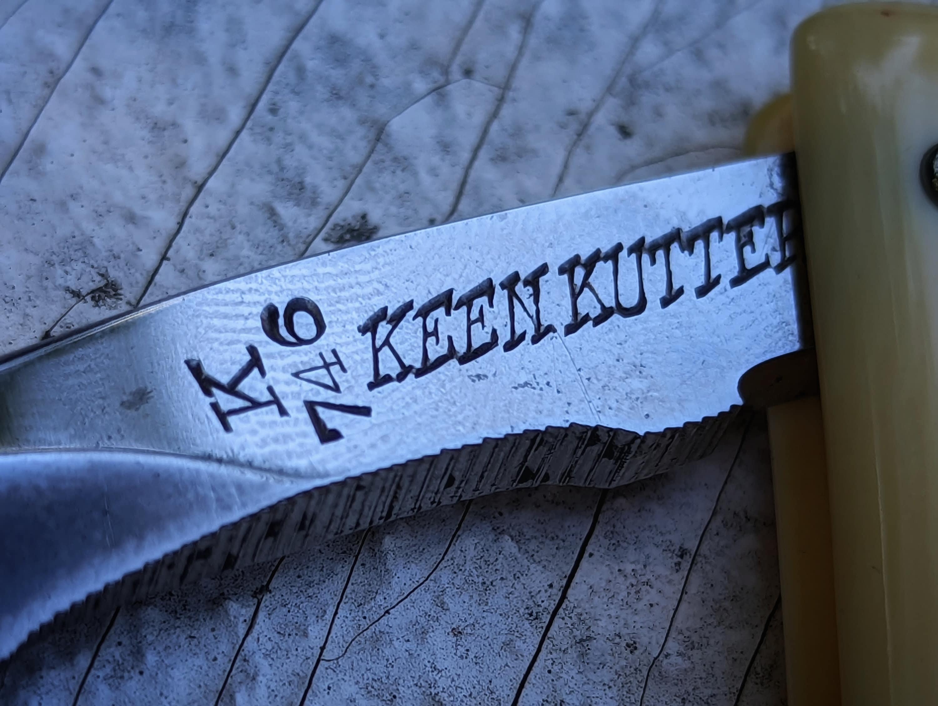 WOW. Rare Keen Kutter 746 NOS Minty Straight Razor