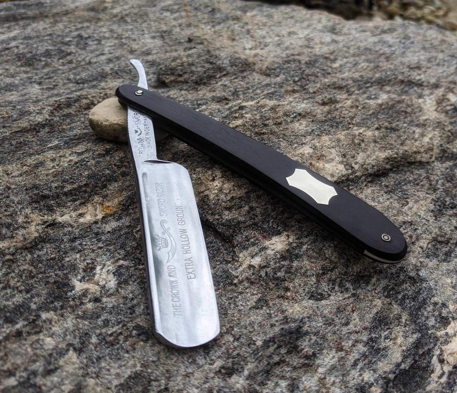 Vintage Ern 1166 Extra Hollow Ground Straight Razor Crown & Sword Germany