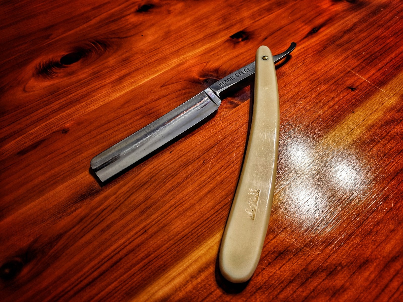 Vintage Black Steel Straight Razor that is 9/16 Made in Germany Shave ...
