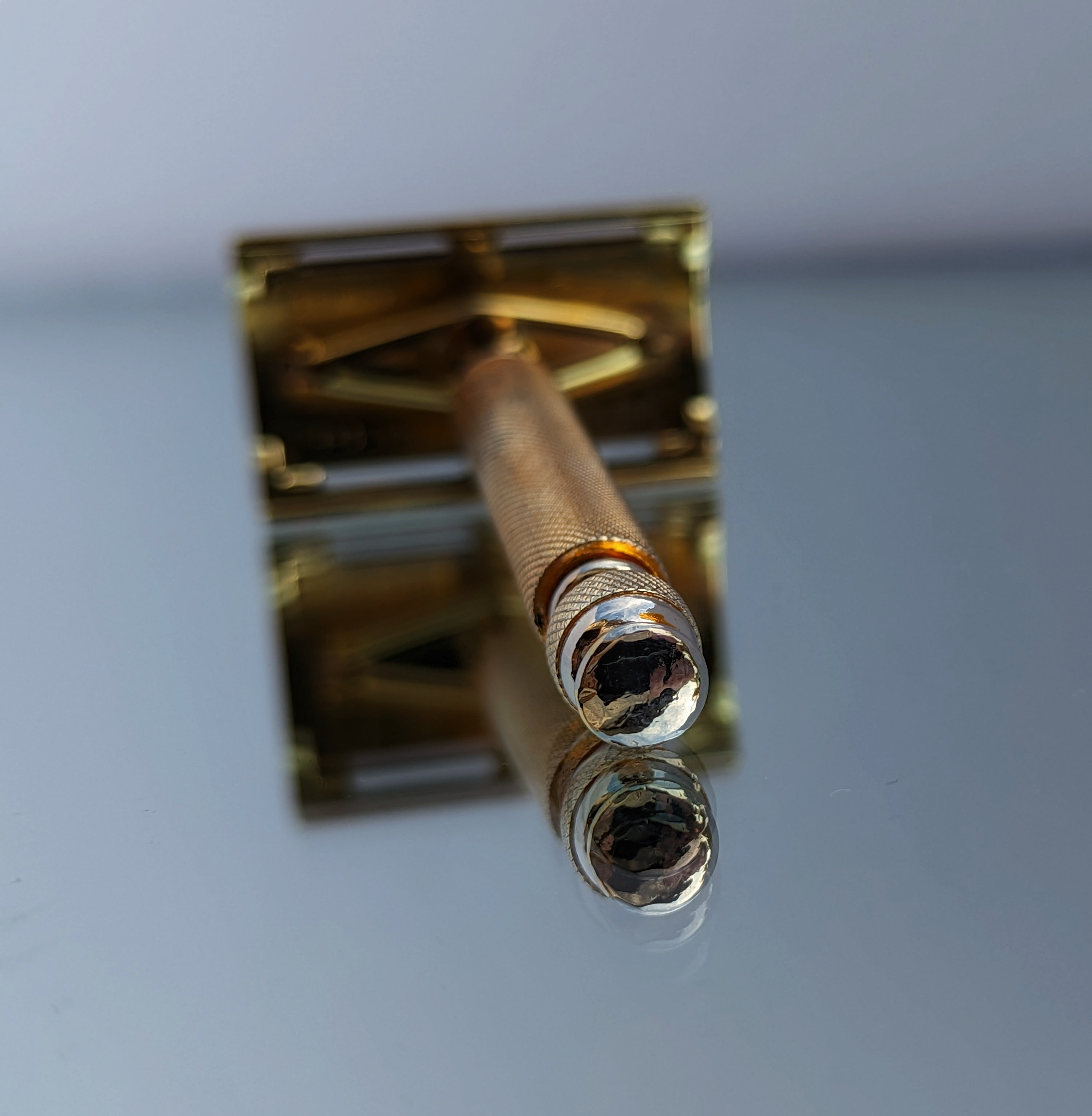 1960s DE Gillette DE Double Edge Safety Razor 3 Tone chrome Gold faded ...