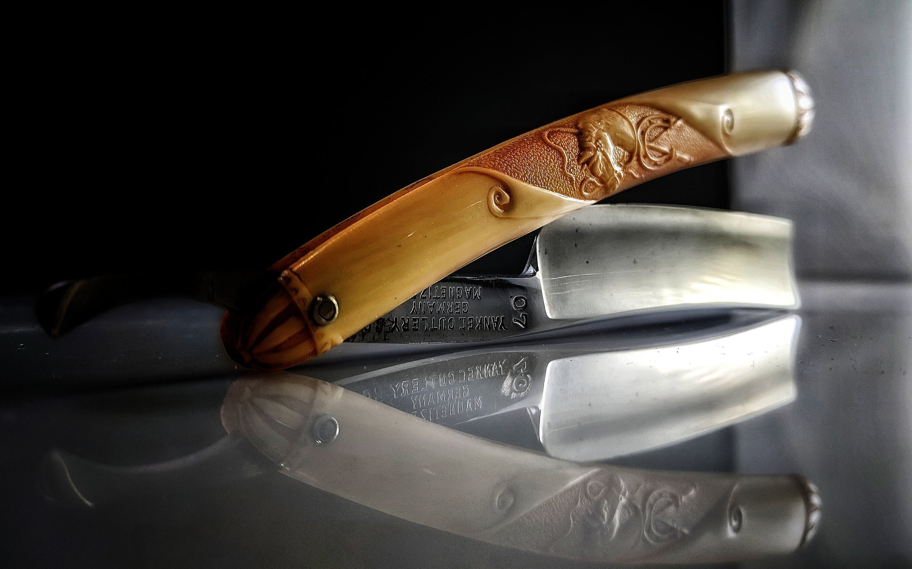 Rare 11/16 Yankee Cutlery Vintage German Straight Razor Ornate carved ...