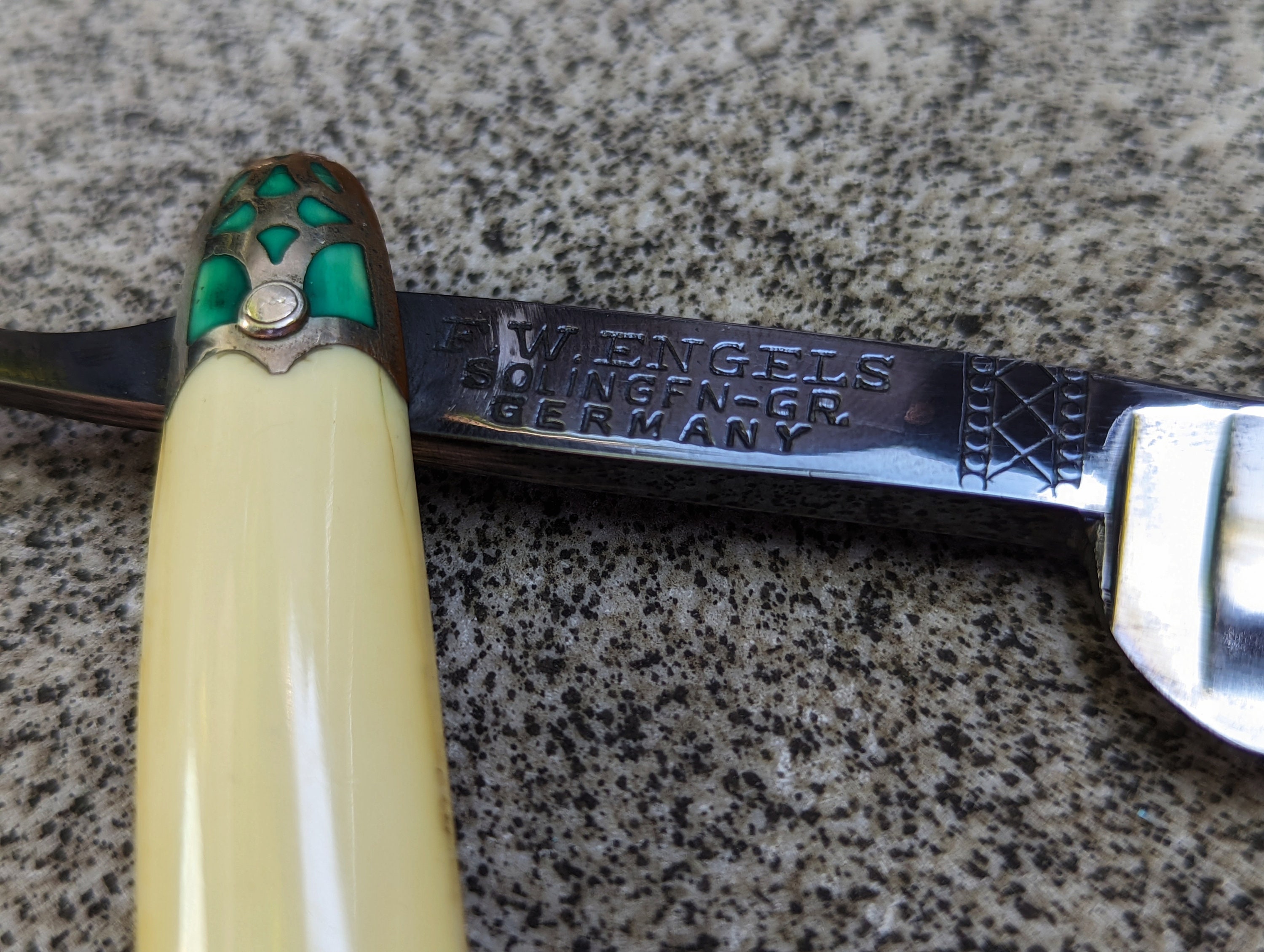 5/8 FW Engels Shave Ready Straight Razor Fancy Ornate Scales Shave Ready