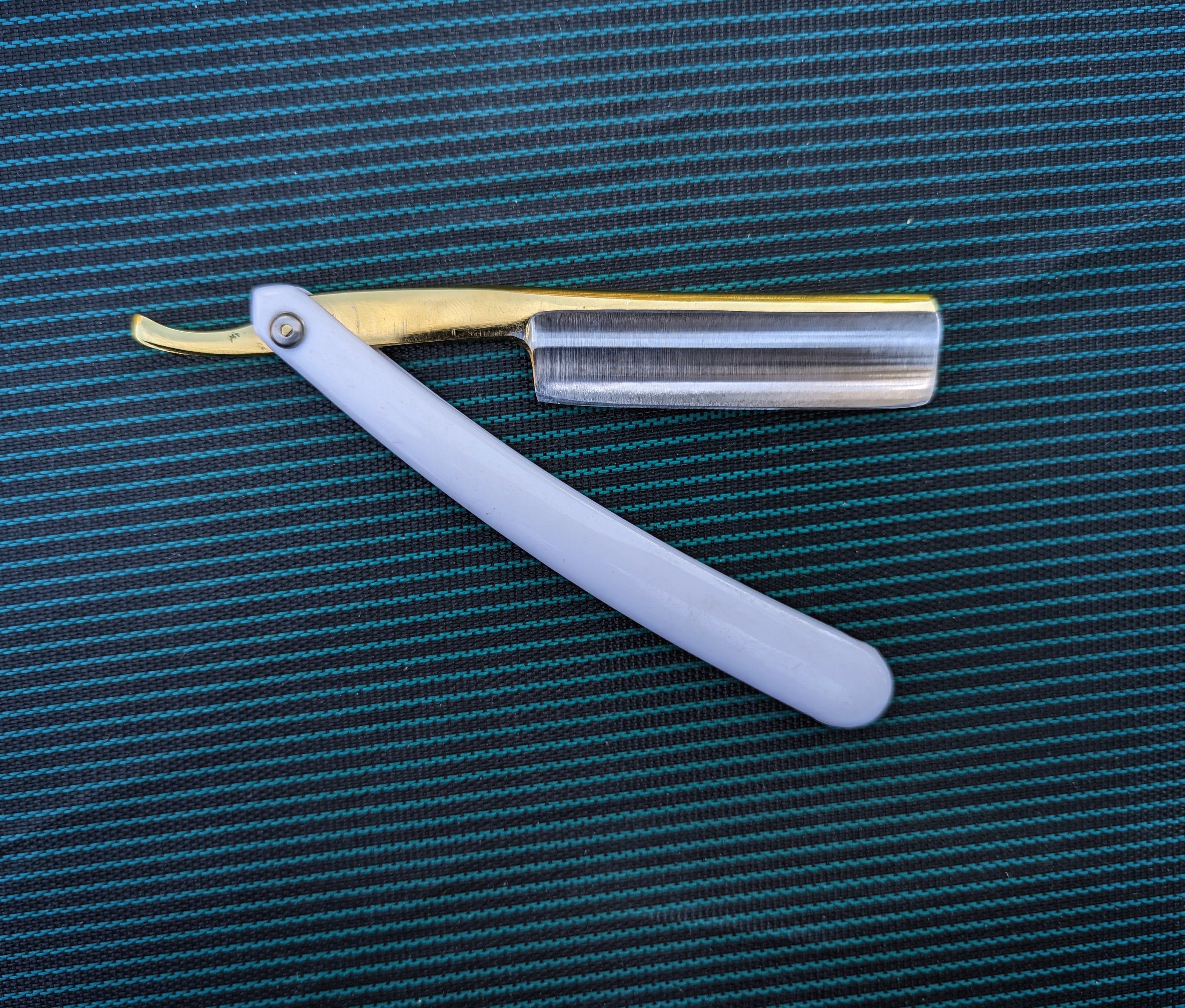 Beard Knife Straight Razor 13/16 Round Point Carbon Fiber abs scales ...