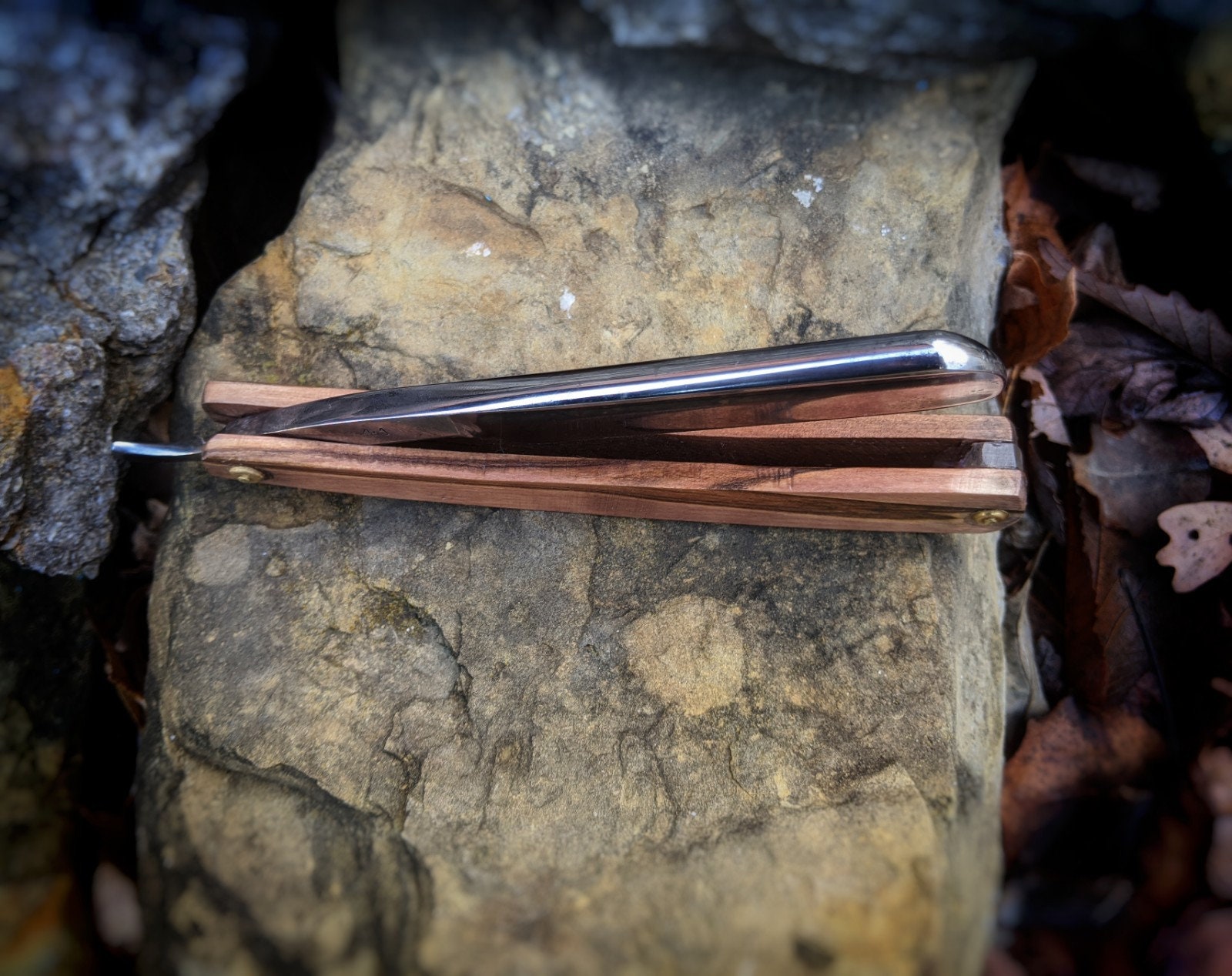 Antique French Straight Razor Lion Freres Thielt 15/16 Blade