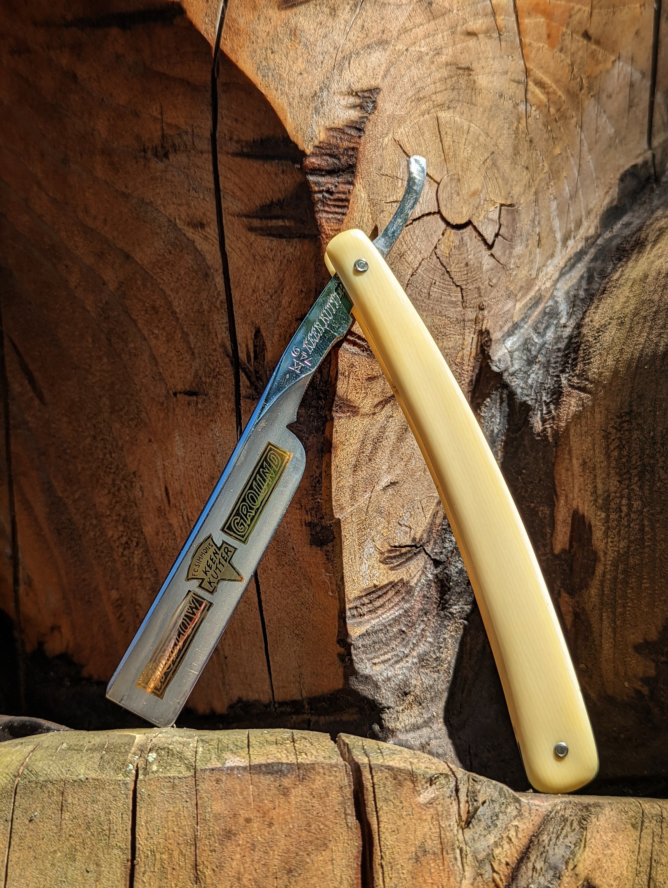 WOW. Rare Keen Kutter 746 NOS Minty Straight Razor