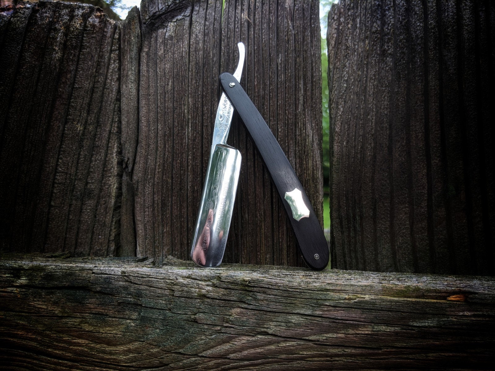 Vintage Ern 1166 Extra Hollow Ground Straight Razor Crown & Sword Germany