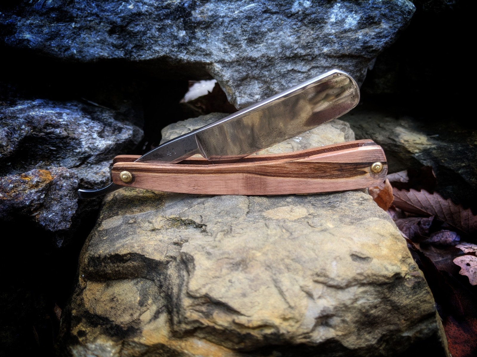 Antique French Straight Razor Lion Freres Thielt 15/16 Blade