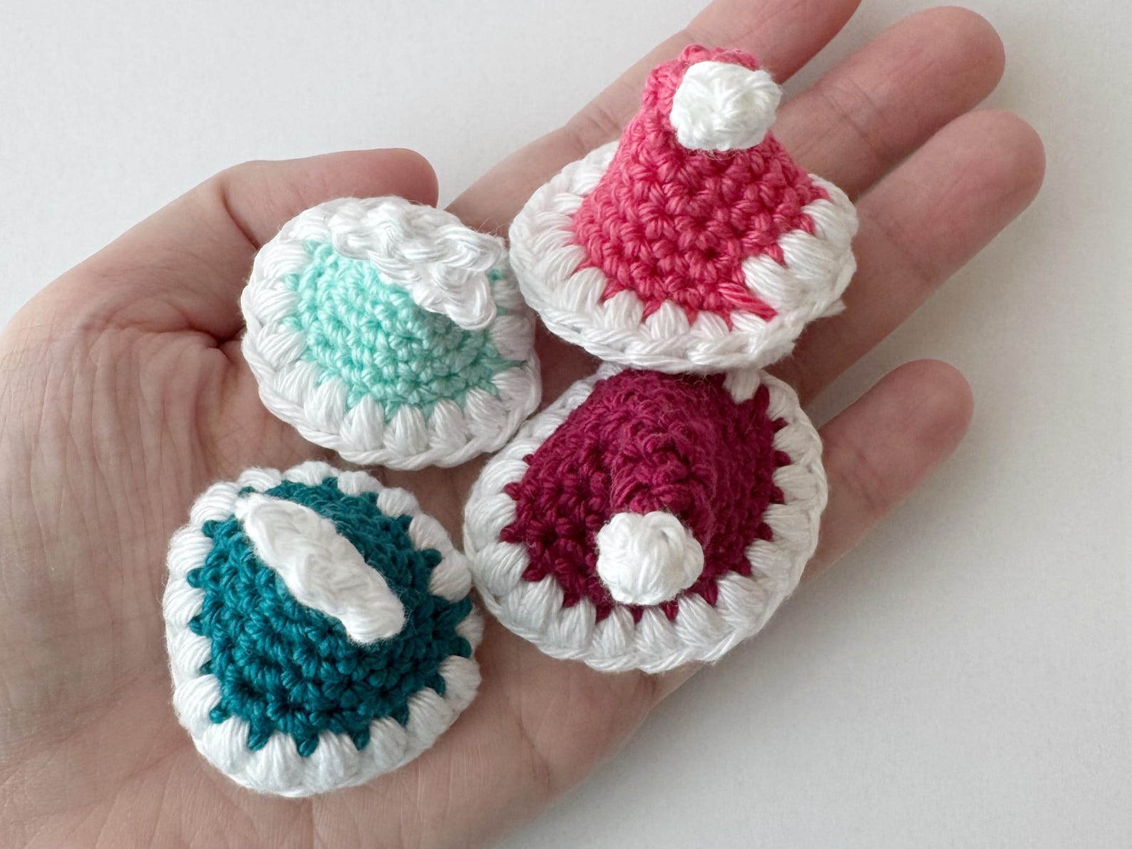 Crochet Santa Hat Pattern, Crochet Christmas Hat, Santa Hat Amigurumi ...