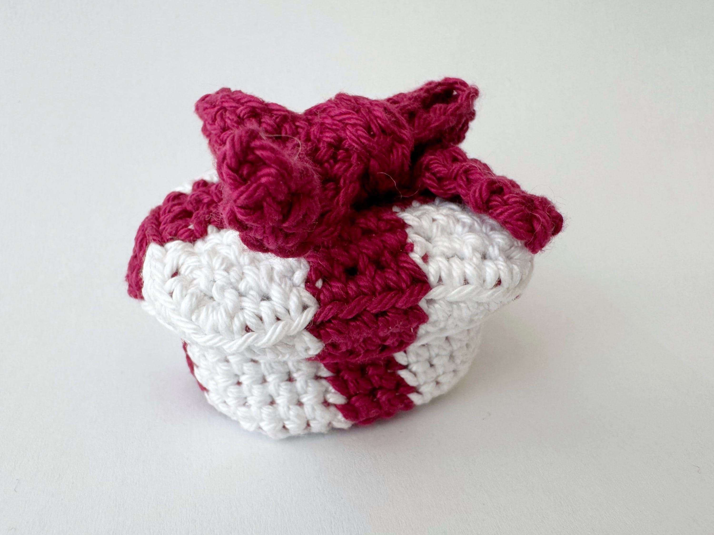 Mini Gift Box Crochet, Mini Christmas Present Crochet Pattern, Crochet ...