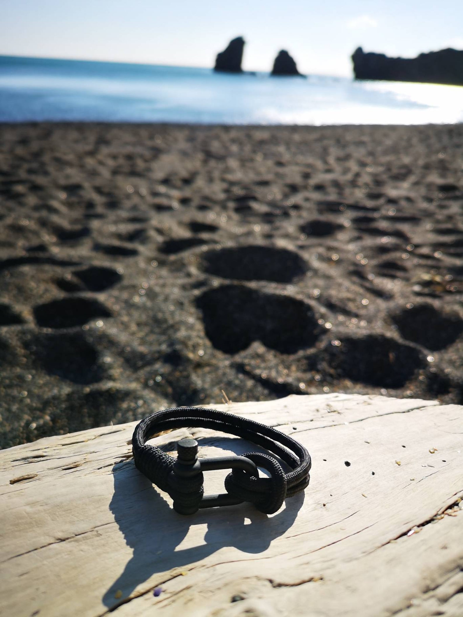 SHACKLE BRACELET - Etsy