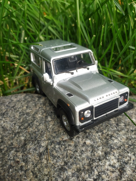 Land rover diecast models store