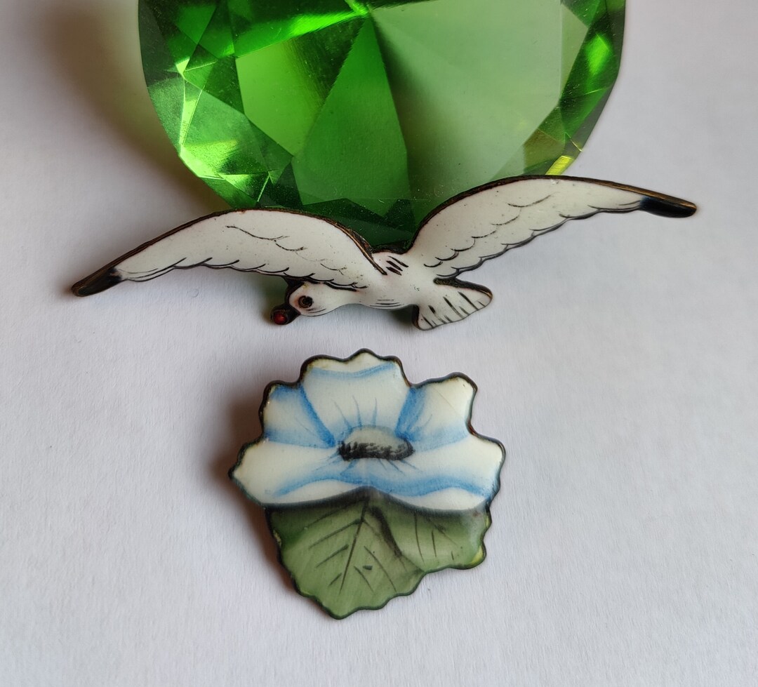 Brooch Badges Seagull and Flower. Vintage Soviet Brooches With Hot ...