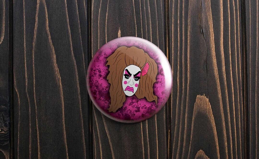 Alaska as Lil Poundcake Rupauls Drag Race U.K. 38MM Button Pin Badge ...