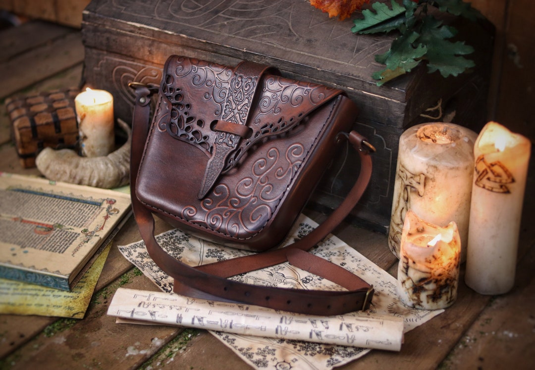 Gothic Witch Shoulder Bag Leather Festival Handbag for Dark Fashion ...