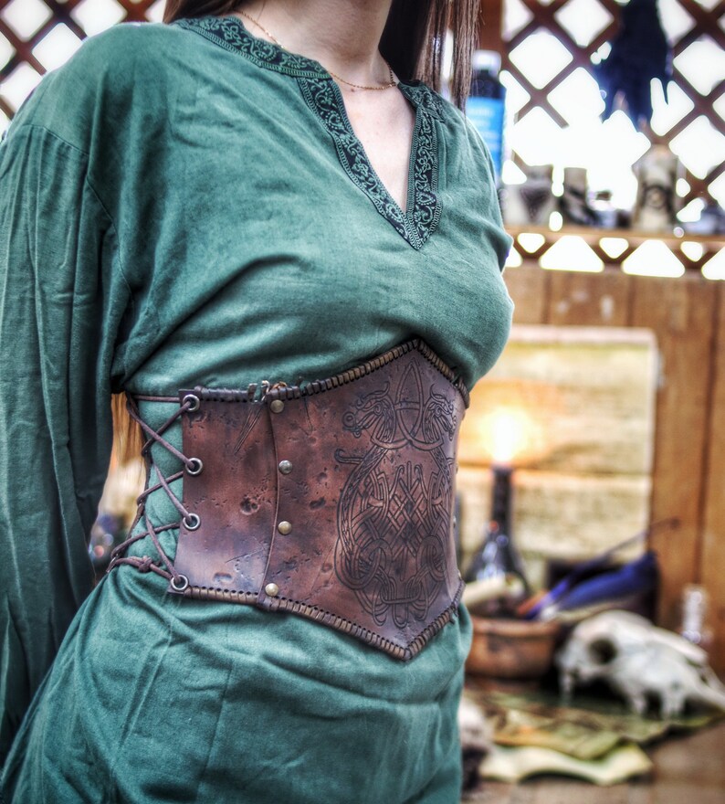 Viking Woman Armour Leather Underbust Dragon Knot Female Armor - Etsy
