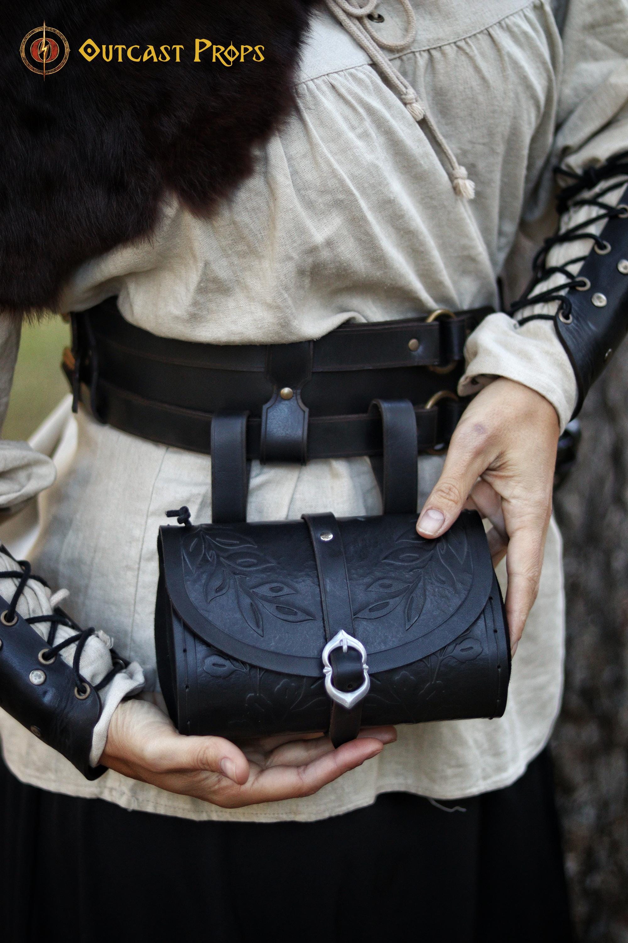 Floral Medieval Leather Hip Bag Pouch Embossed and Weathered Floral Medieval Leather Hip Bag Pouch Embossed and Weathered
