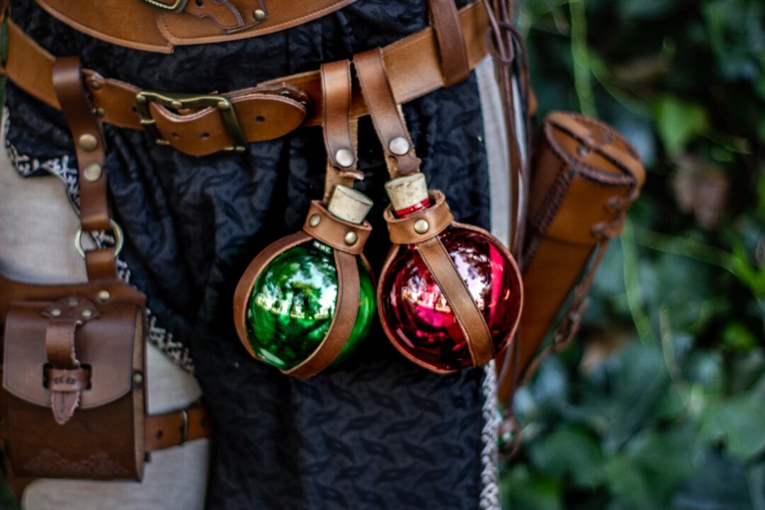 Green Potion Bottle With Leather Holder Potion Flask DRINKING Bottle ...