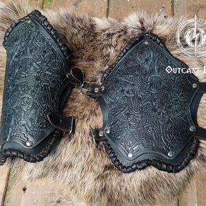Viking Leather Bracers With Norse Knot Engraving for LARP Cosplay ...