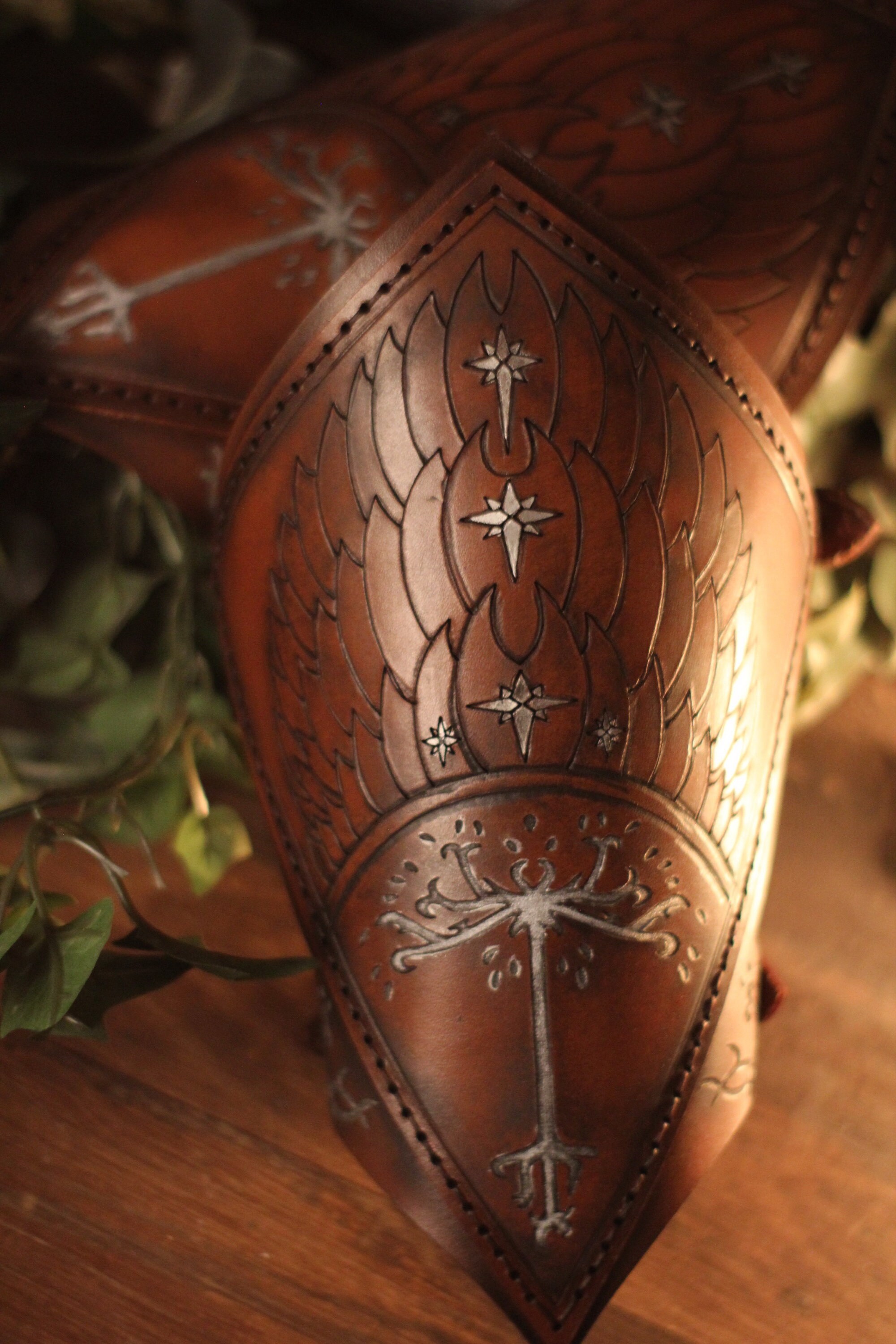 Elessar Bracers Medieval Leather Men Armor Larp Viking - Etsy UK