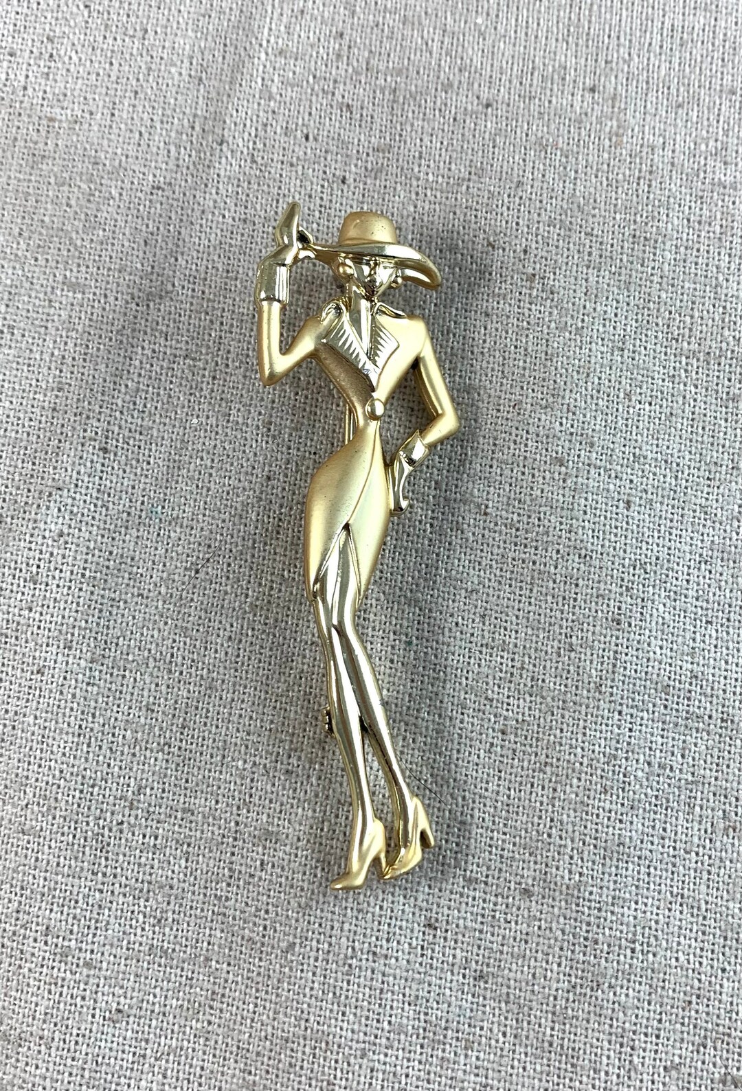 AJC (american Jewelry Company) Figural Brooch, 3" X 1", Gold Tone Base ...