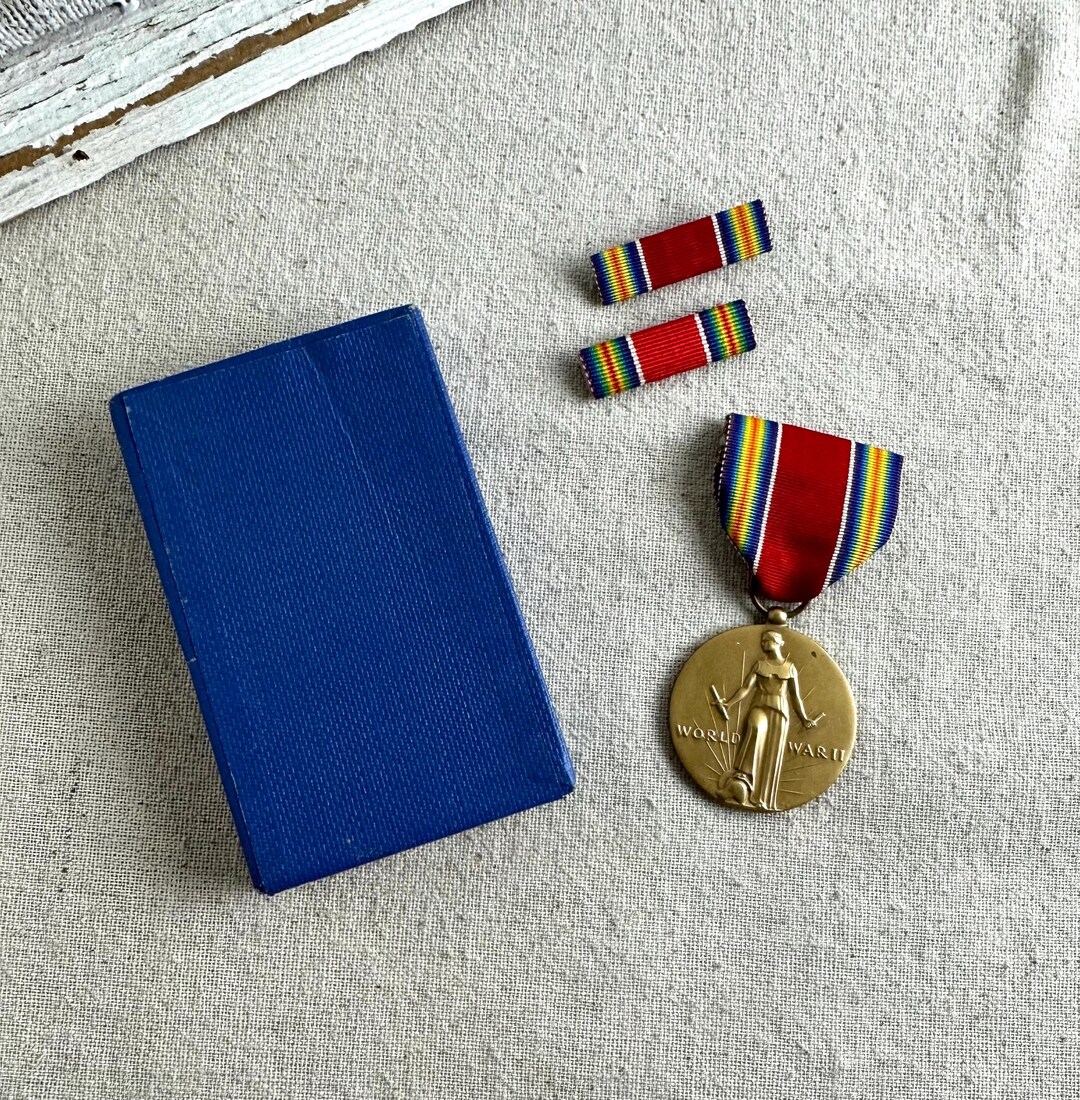 Military Medal Set in Box, World War II Service, 1941-1948 - Etsy