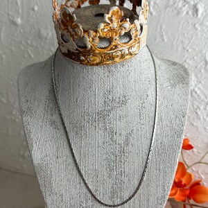 Avon Flat Triangle Link Chain Necklace, 16 Long, 1 Mm Wide, Silver Tone ...