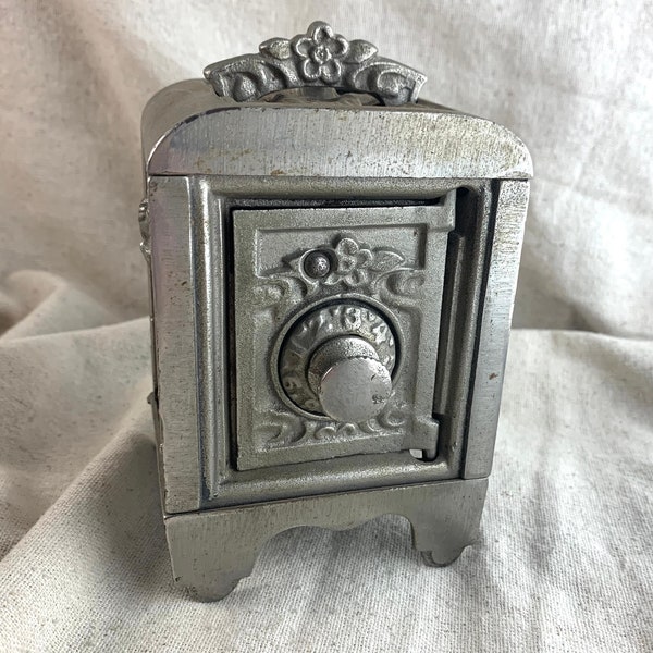 Antique Cast Iron Safe Bank - Etsy