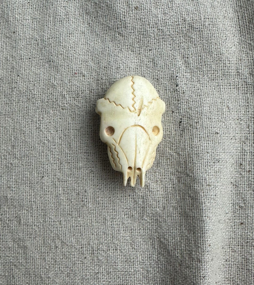 Carved Bovine Bone Brooch, 1 3/4" X 1 1/4", Skull Shape, Creamy Beige ...