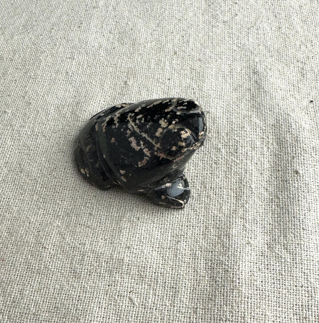 Carved Stone Frog Figurine, 1 1/4" Tall, 1 5/8" X 1 3/8", Black Stone ...