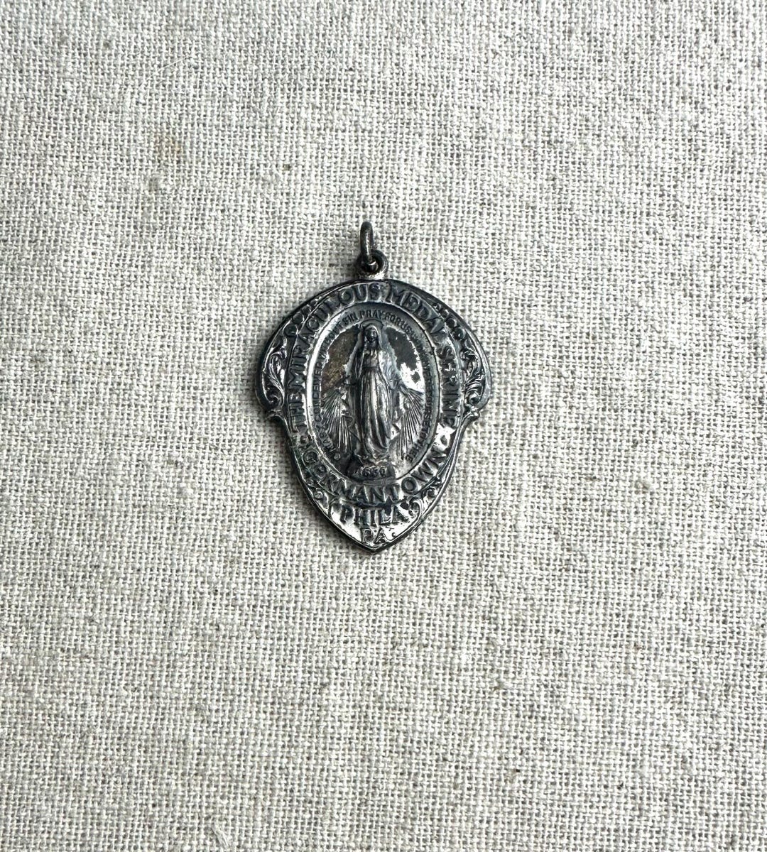 The Miraculous Medal Shrine, Germantown PA Medal, 1 1/2" X 1", 5 Mm ...