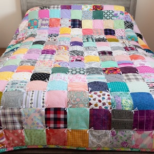 New Retro Multi-color Patchwork Quilt, Mauve, Yellow, Pink, Blue, White ...
