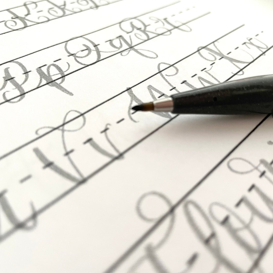 Flourish Alphabet Hand Lettering Practice Worksheet | Etsy UK