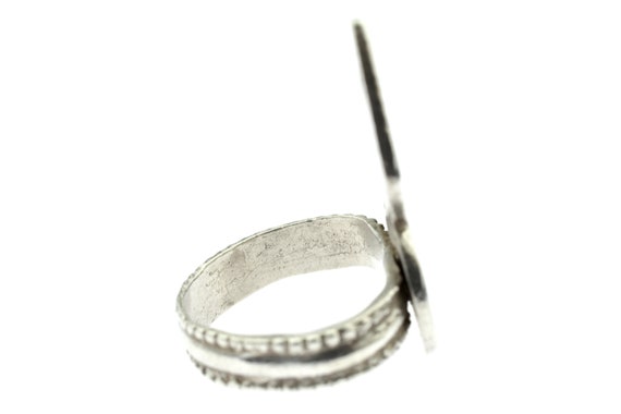 Tribal silver ring from Oman, Middle East jewelry, be… - Gem
