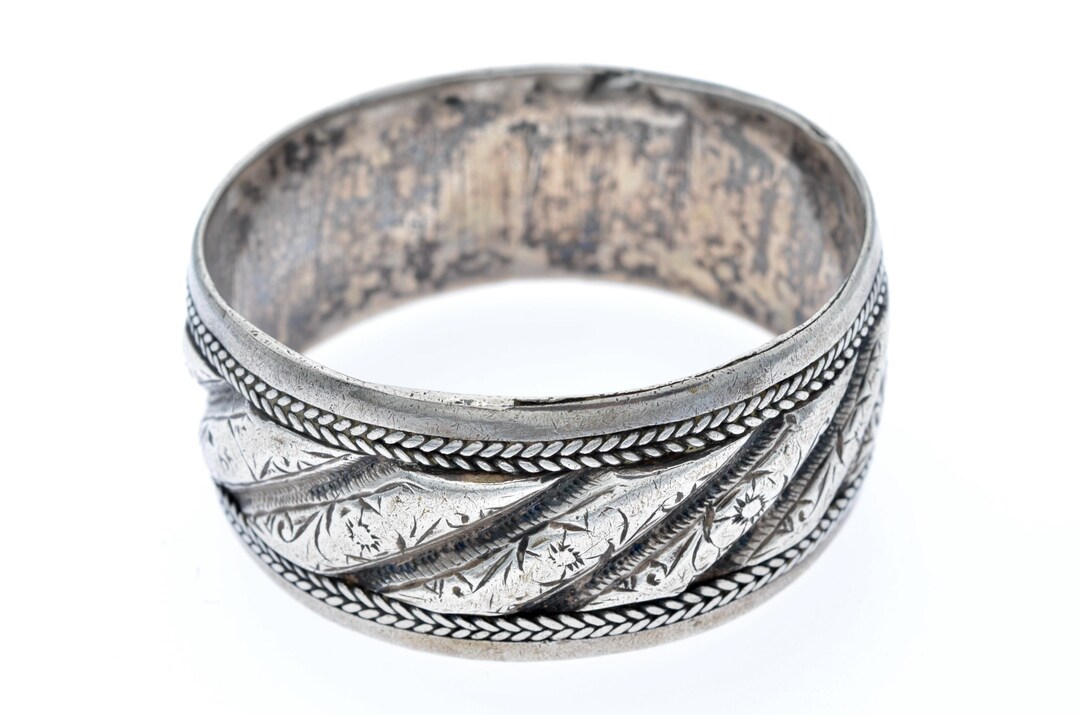 Heavy Old Moroccan Tribal Silver Bracelet With Engraved Floral Design ...