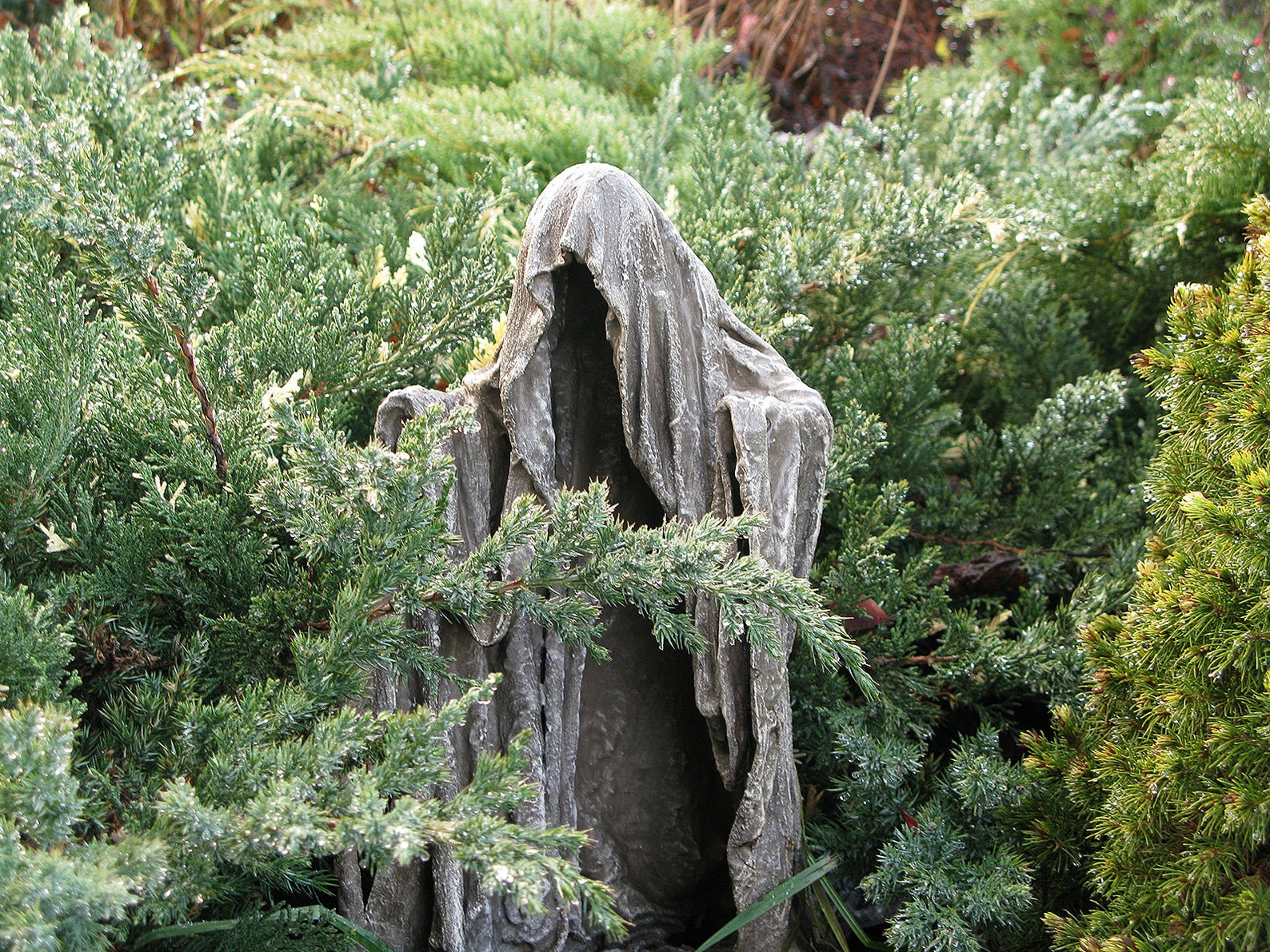 Garden Sculpture Ghost Outdoor Sculpture Phantom Statue Figure - Etsy