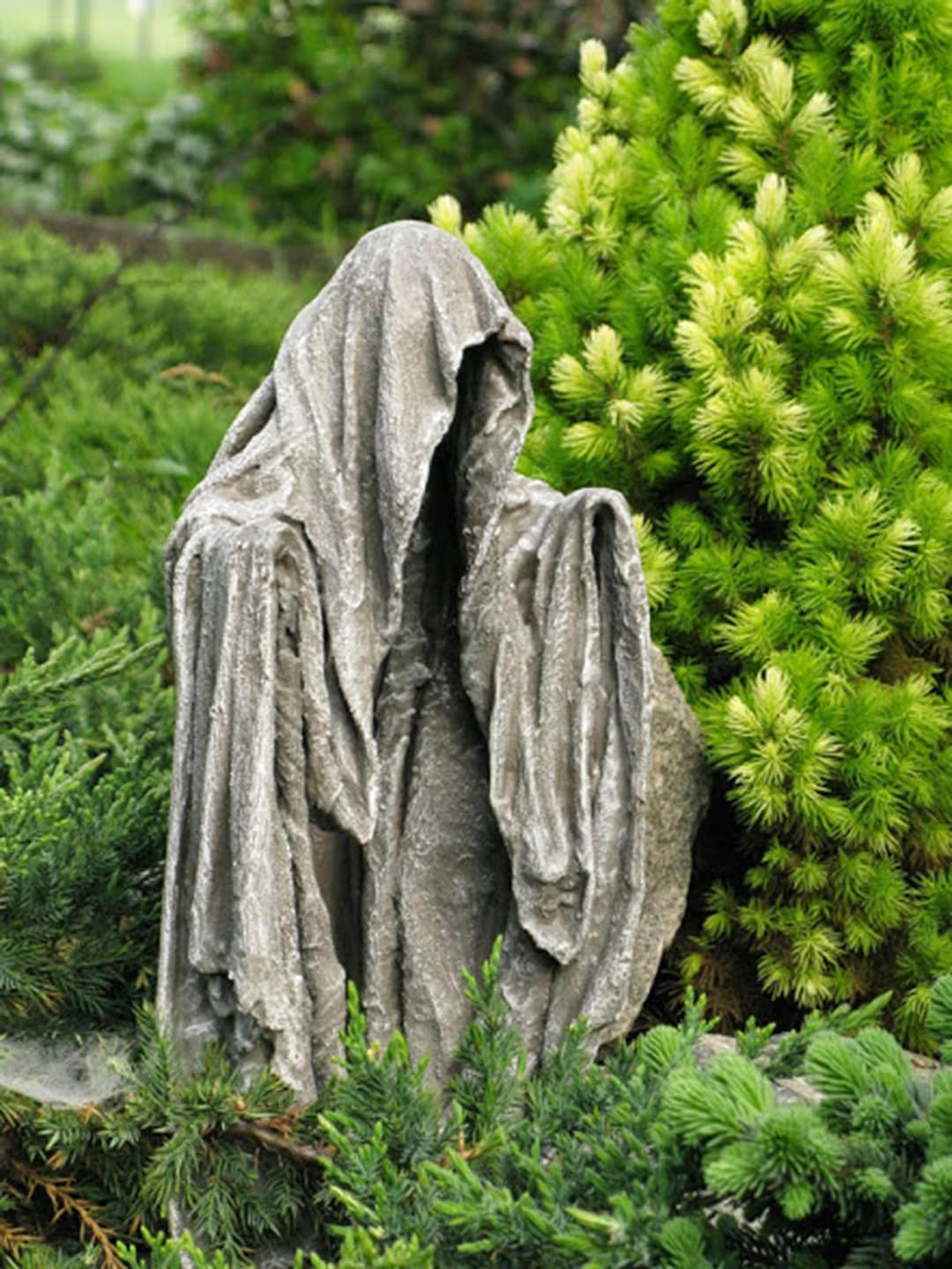 Garden Sculpture Ghost Outdoor Sculpture Phantom Statue Figure Garden ...